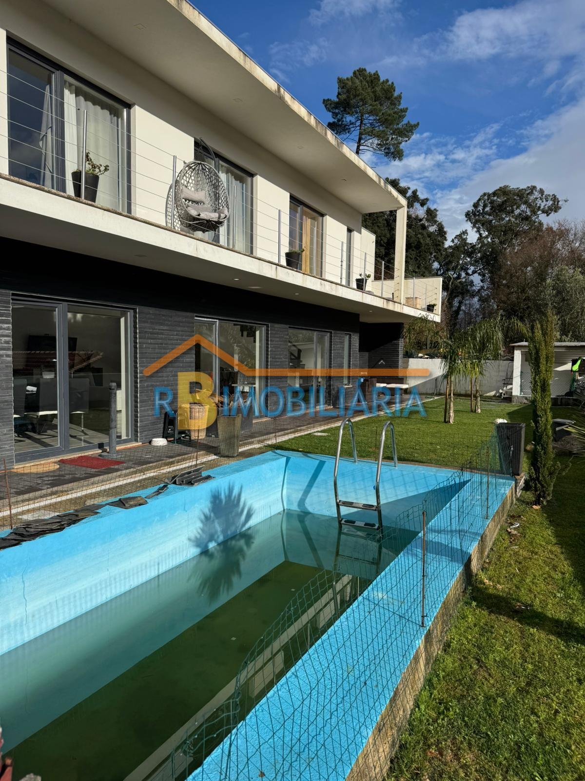 Moradia V3 com piscina em Urrô - RB Imobiliária - Compra, Venda e ...